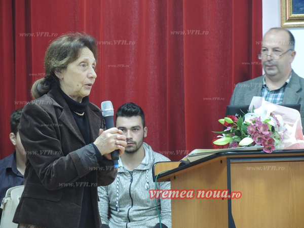 La multi ani, Colegiului National "Gheorghe Rosca Codreanu" din Bârlad ...