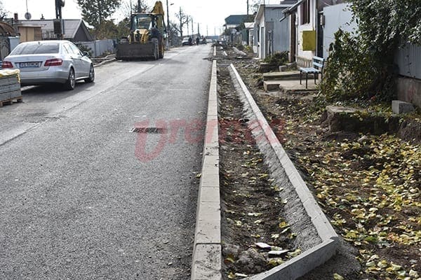 Strãzi asfaltate în totalitate - Vremea noua - Liderul presei vasluiene