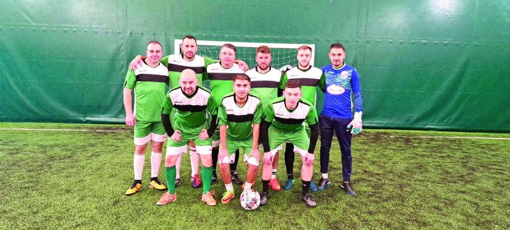 Politistii bârlãdeni, cei mai buni la competitia de fotbal organizatã ...