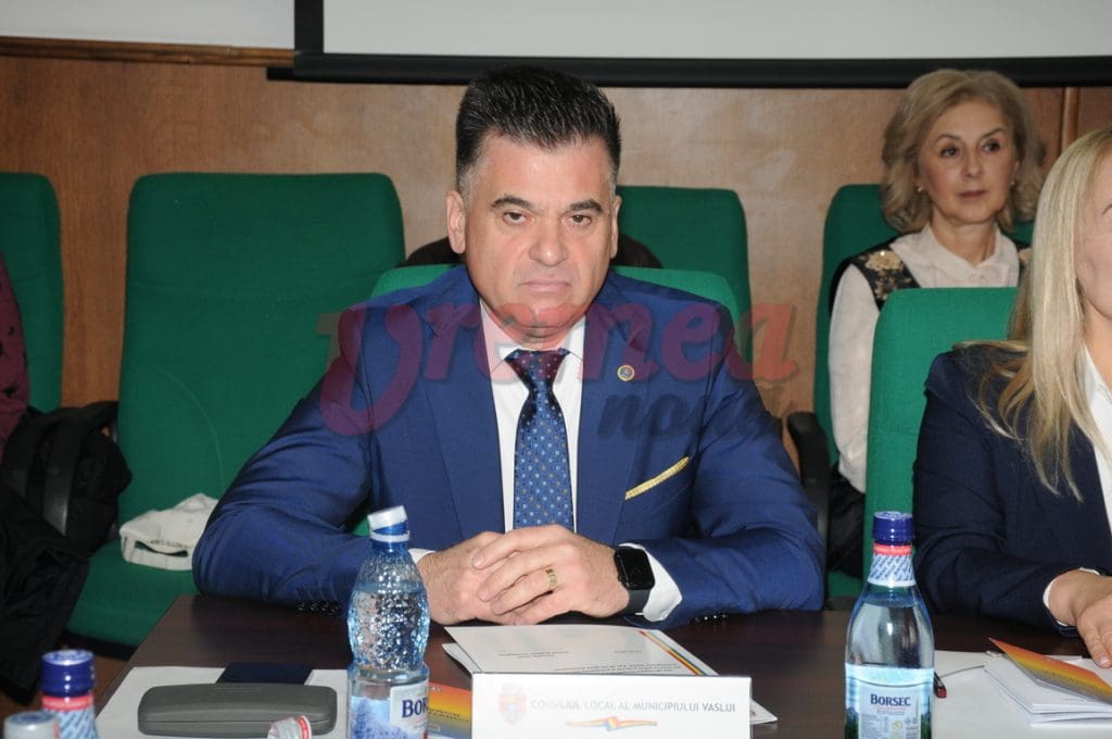 VIDEO | Lucian Braniște, învestit primar al municipiului Vaslui! A ...